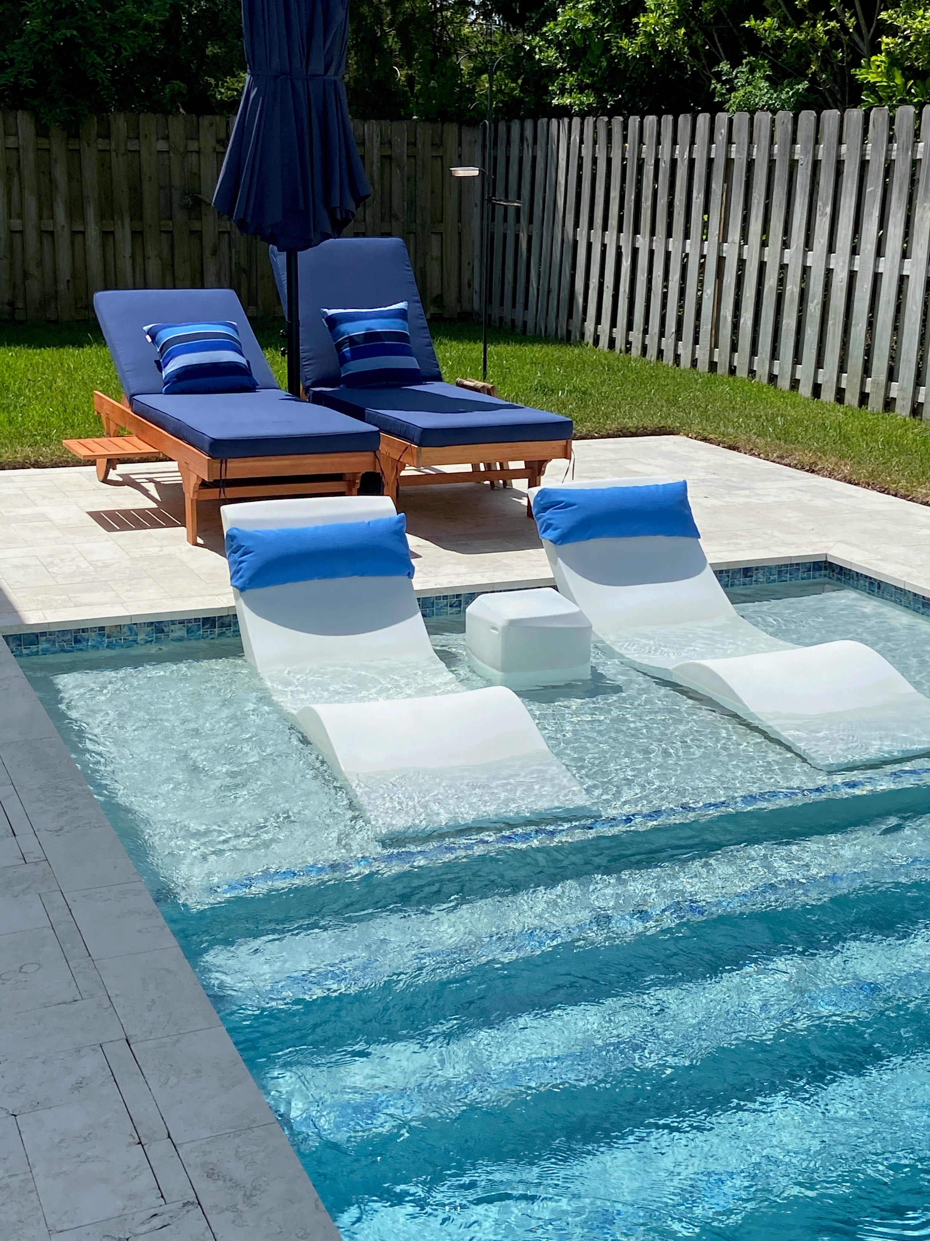 In Pool Chaise Lounger | Aqua Chair - Aqua Outdoors